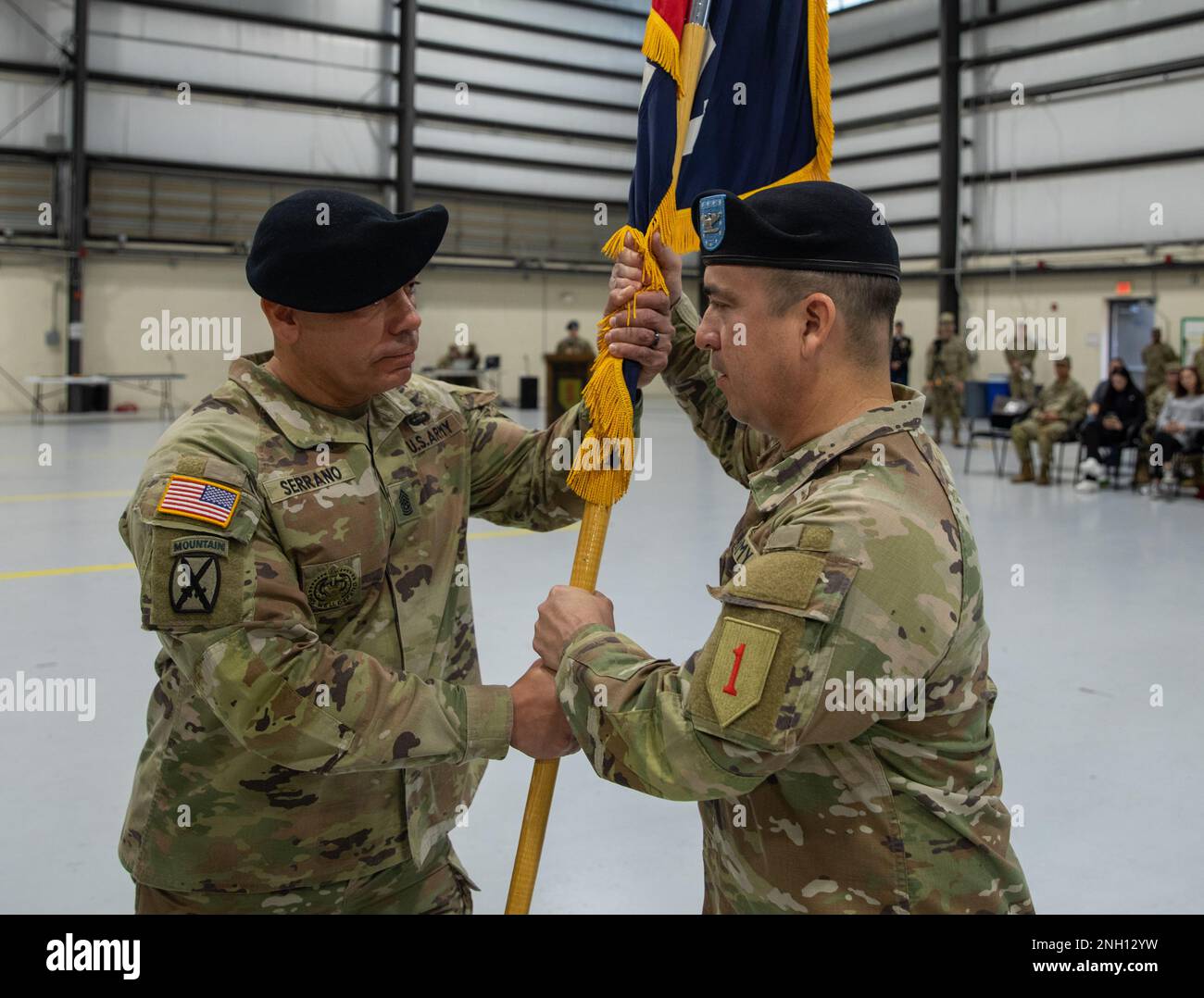 ÉTATS-UNIS Le colonel de l'armée Jason Arriaga, commandant de la Brigade de l'aviation de combat ...