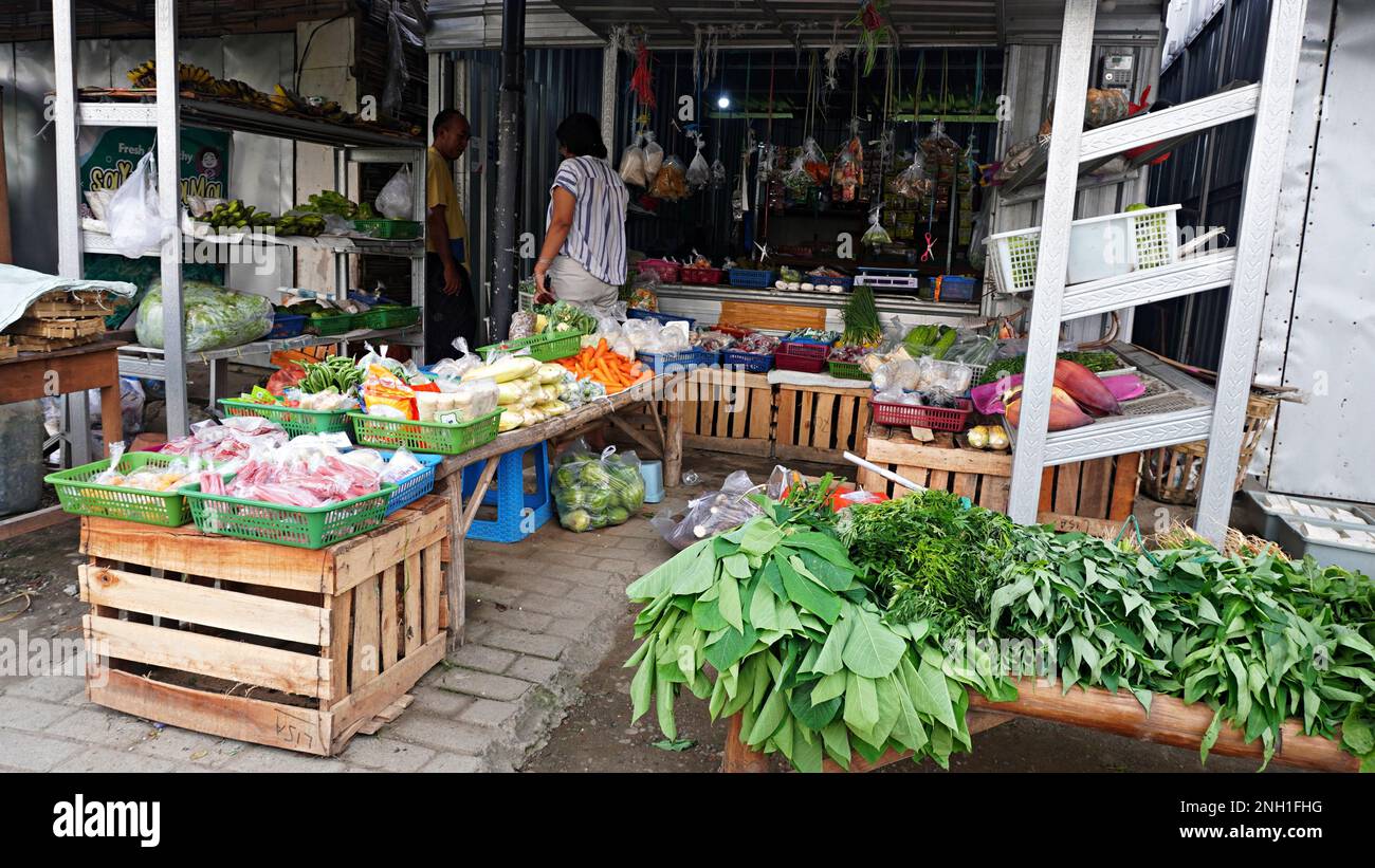 Surabaya, Java-est, Indonésie - janvier 2023 : les femmes font leurs ...