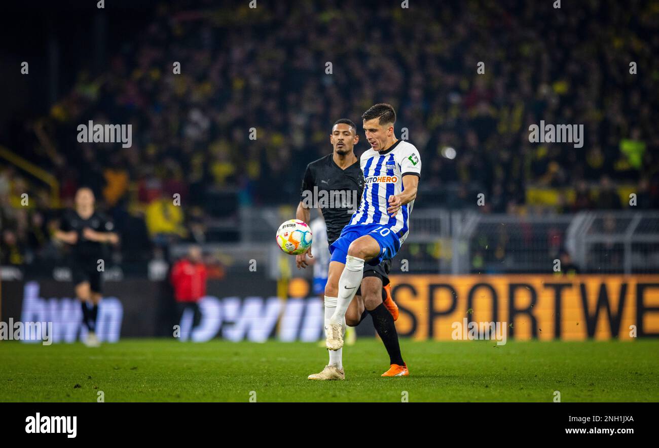 Marc haller Banque de photographies et d’images à haute résolution - Alamy