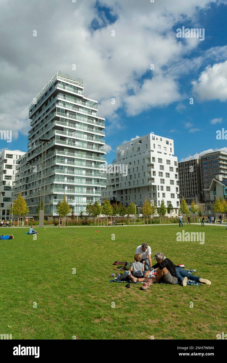 Paris, France, Architecture moderne, Nouveau quartier, Eco quartier ...