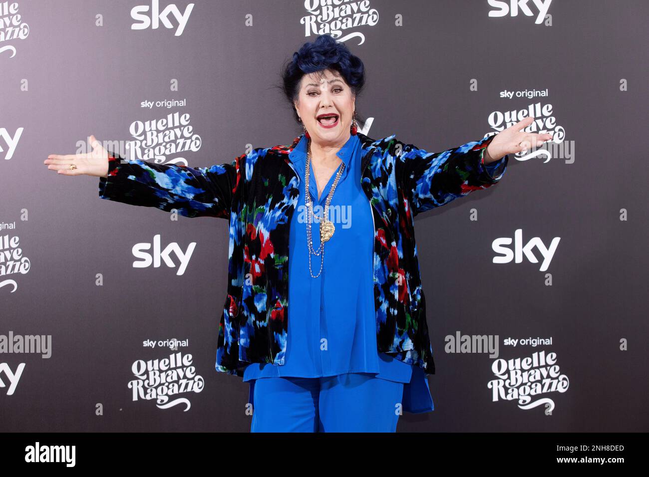 MILAN, ITALIE - FÉVRIER 15: L'actrice Marisa Laurito participe à la ...