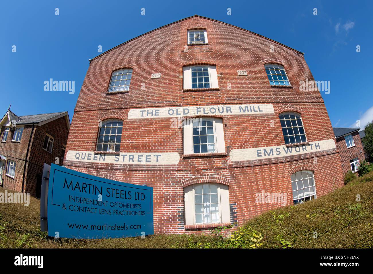 Ancien moulin à farine emsworth Banque de photographies et d’images à haute résolution - Alamy
