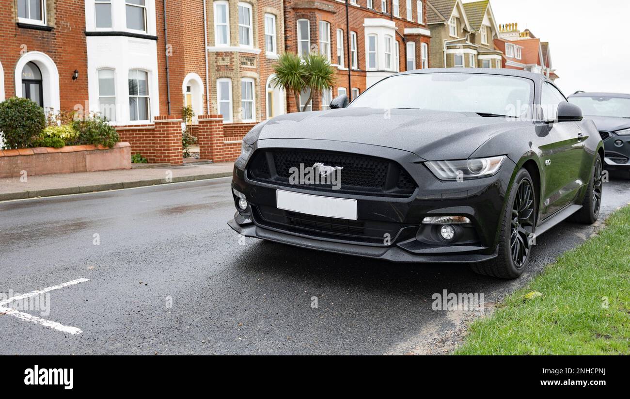 Ford mustang 5 0 v8 gt Banque de photographies et d’images à haute résolution - Page 2 - Alamy