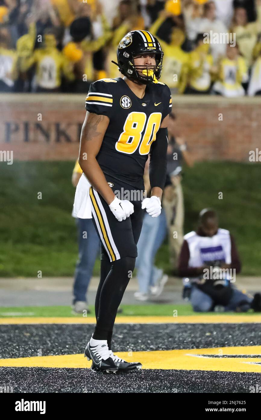COLUMBIA, MO - OCTOBER 01: Missouri Tigers tight end Tyler Stephens (80 ...