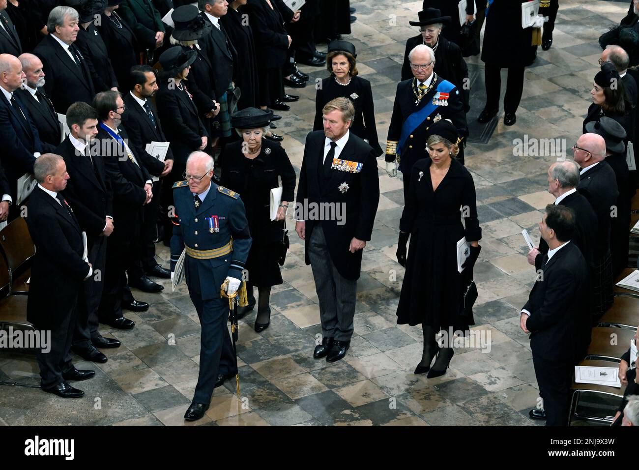 Beatrix of the Netherlands, King Willem-Alexander of the Netherlands ...