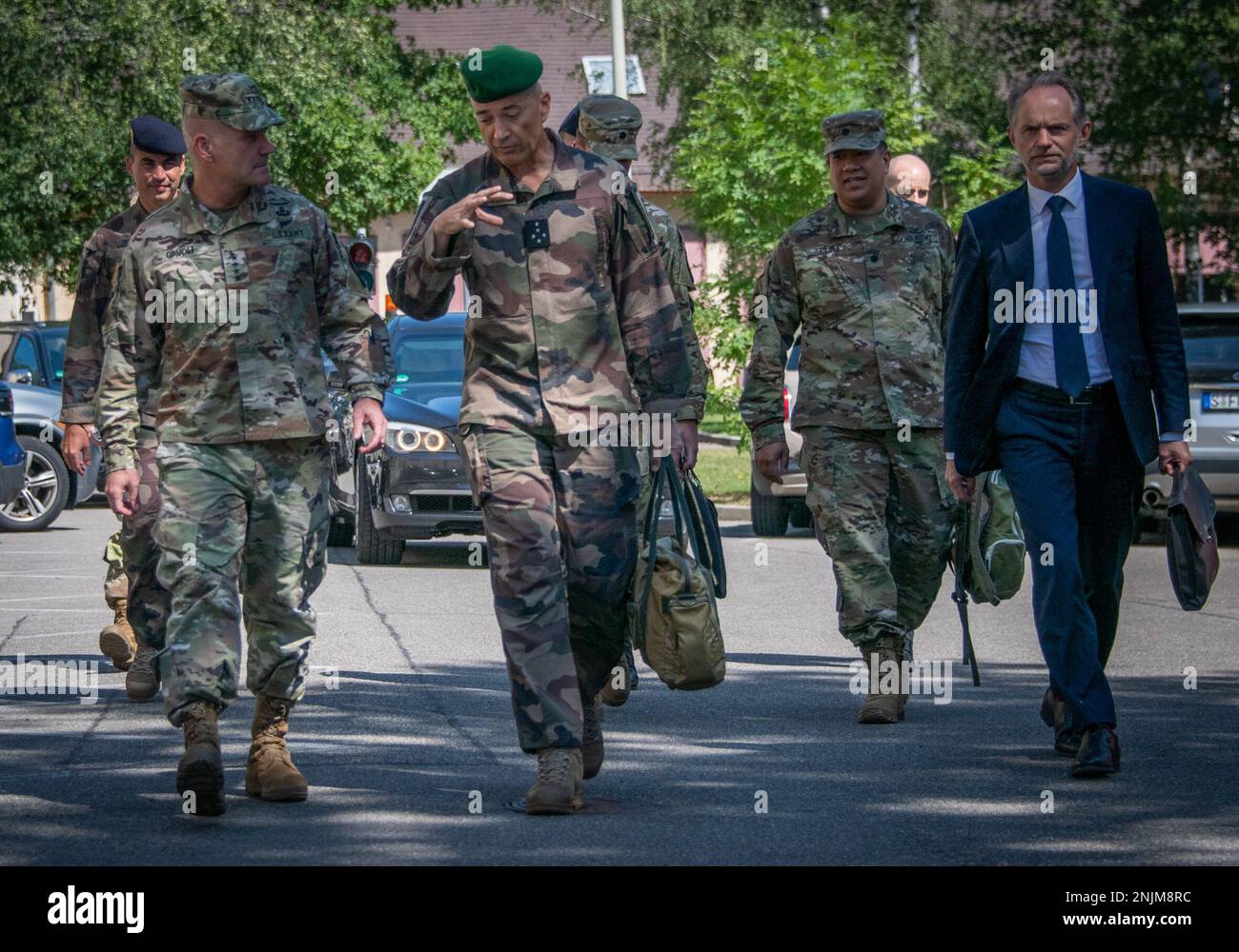Général Christopher Cavoli, commandant, États-Unis Le Commandement ...