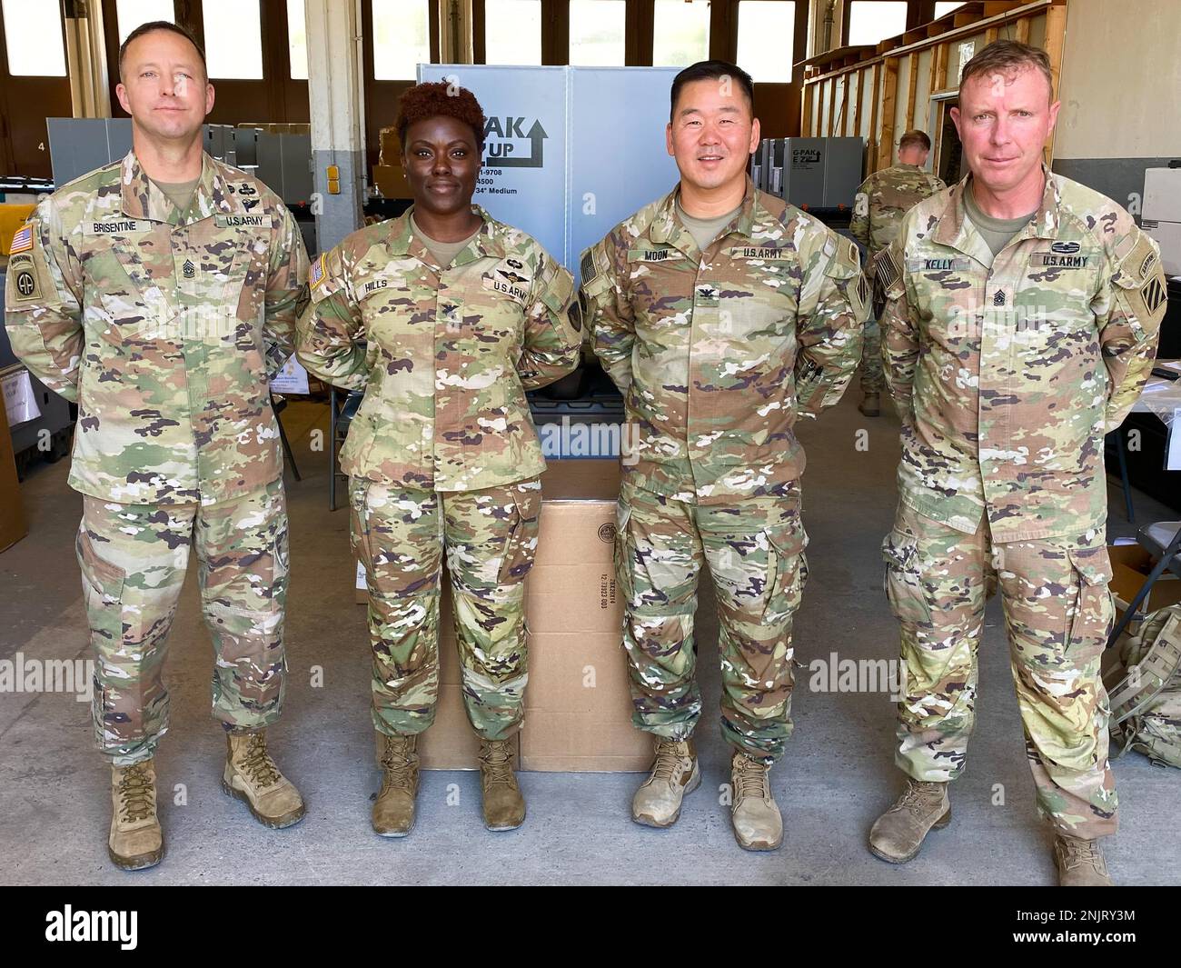 Les équipes de commandement de la Brigade de soutien sur le terrain de ...