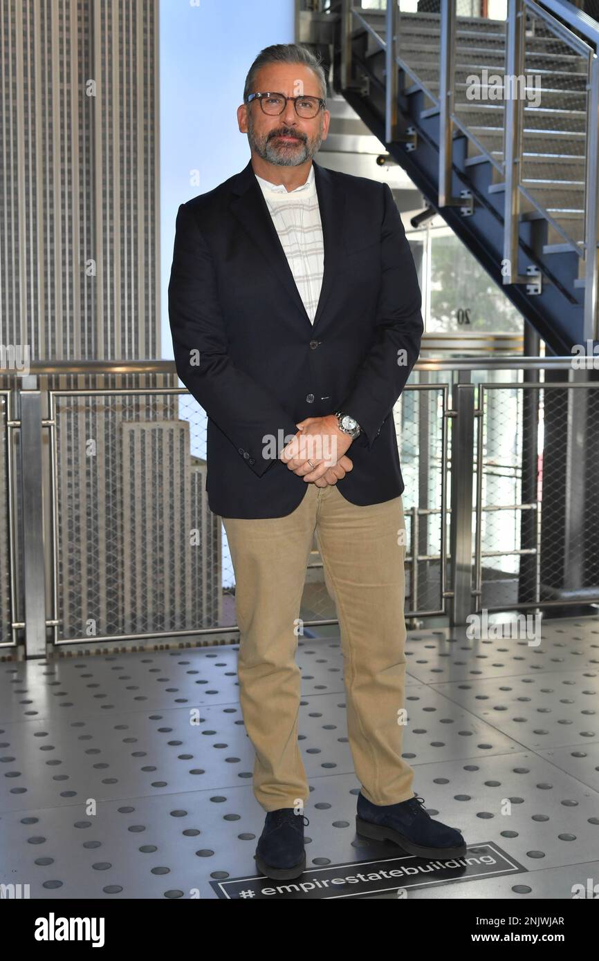 Photo by: NDZ/STAR MAX/IPx 2022 6/28/22 Steve Carell and two Minions ...