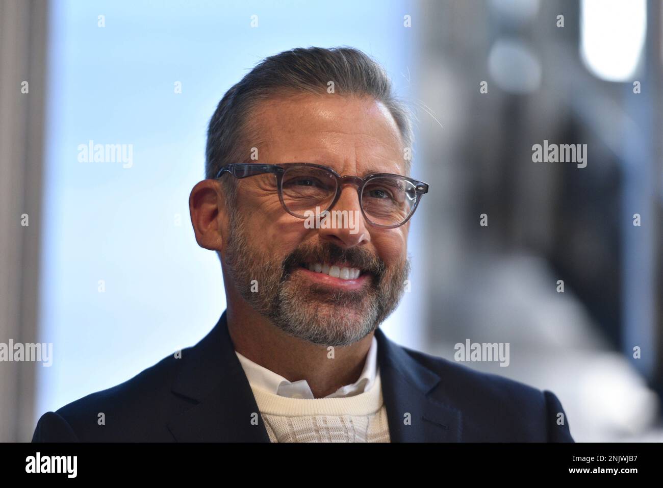 Photo by: NDZ/STAR MAX/IPx 2022 6/28/22 Steve Carell and two Minions ...