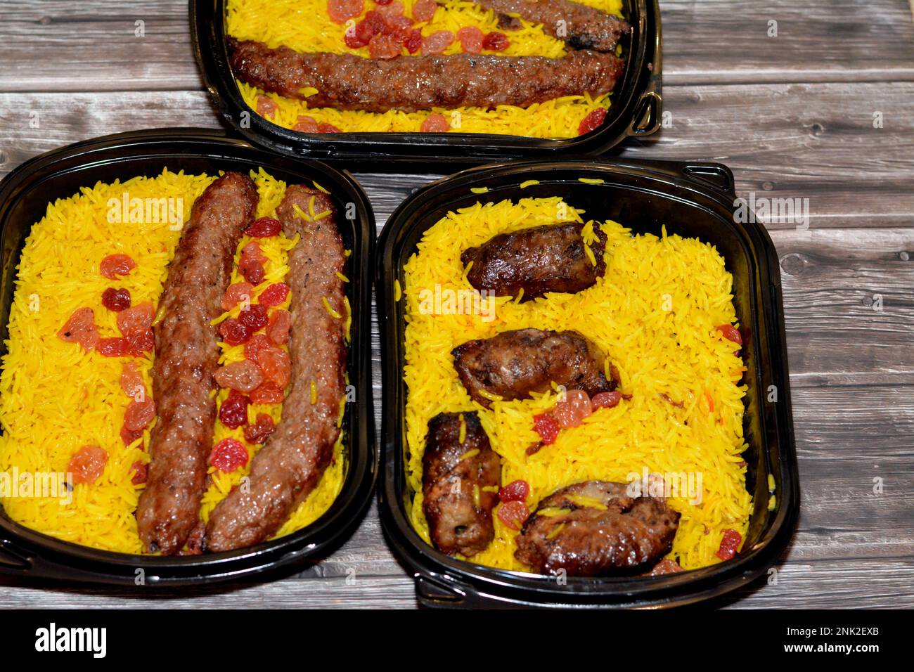 Cuisine arabe nourriture traditionnelle bœuf Kofta, kebab et tarb kofta ...