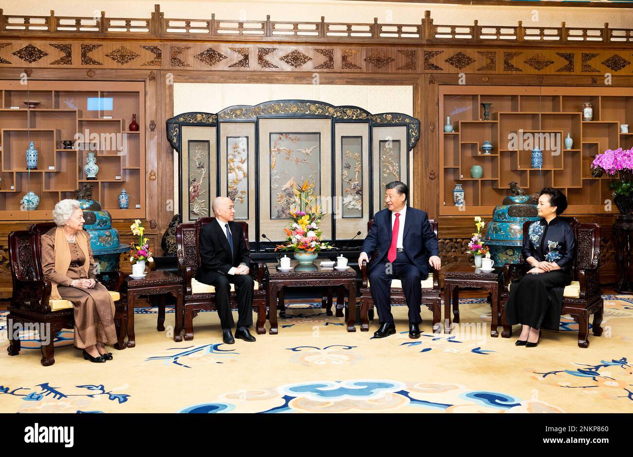 épouse cambodgienne Banque de photographies et d’images à haute résolution - Alamy