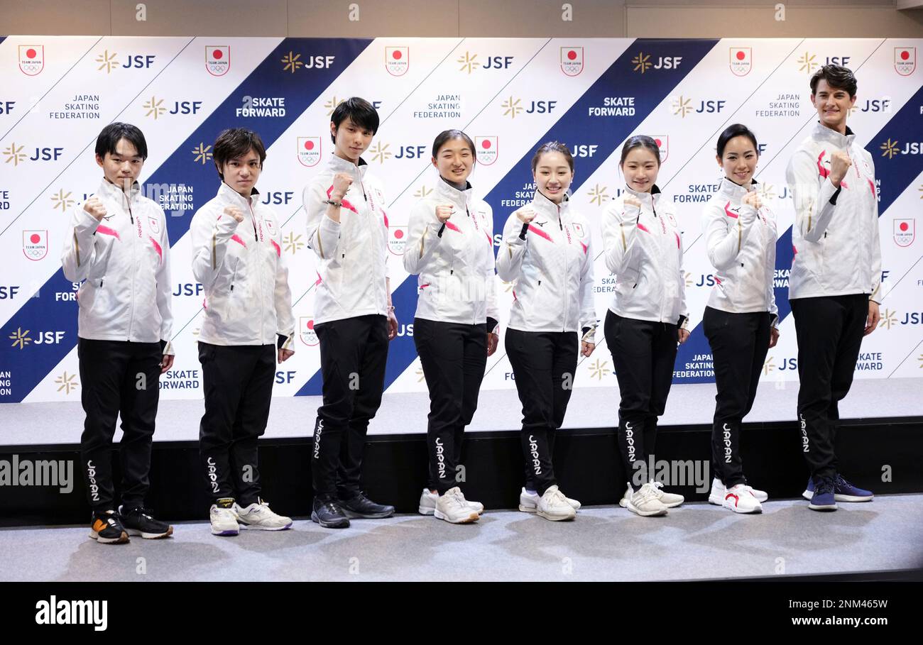(L-R) Japanese figure skater Yuma Kagiyama, Shoma Uno, Yuzuru Hanyu ...
