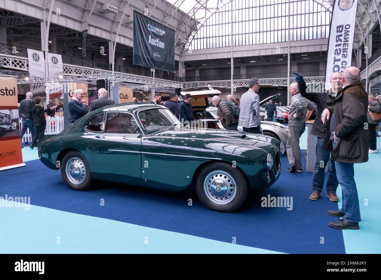 Salon de voitures classiques de londres 2023 Banque de photographies et d’images à haute ...