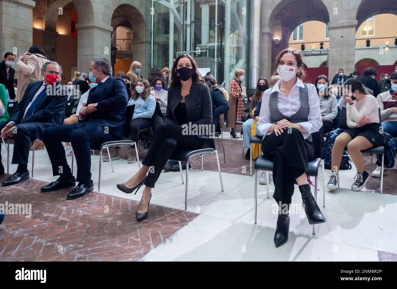 (L-R) The Minister of Education, Universities and Science, Enrique ...