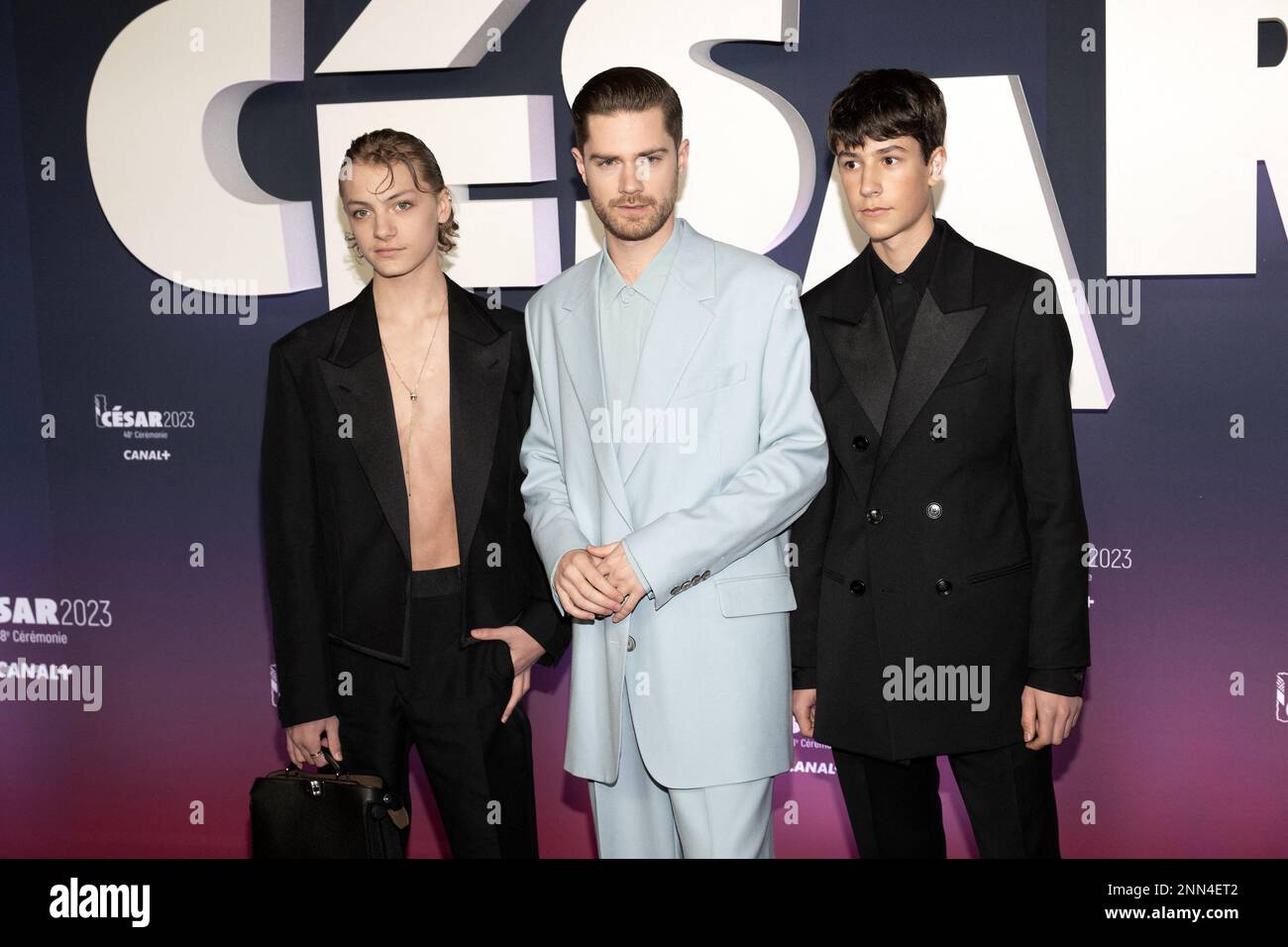 Eden Dambrine, Lukas Dhont et Gustav de Waele arrivent aux Cesar film ...