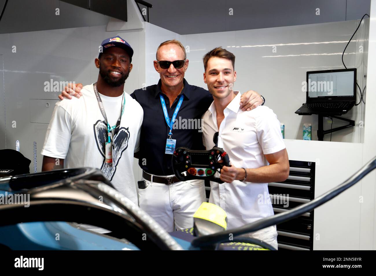 2/25/2023 - François Pienaar ancien capitaine de rugby sud-africain ...