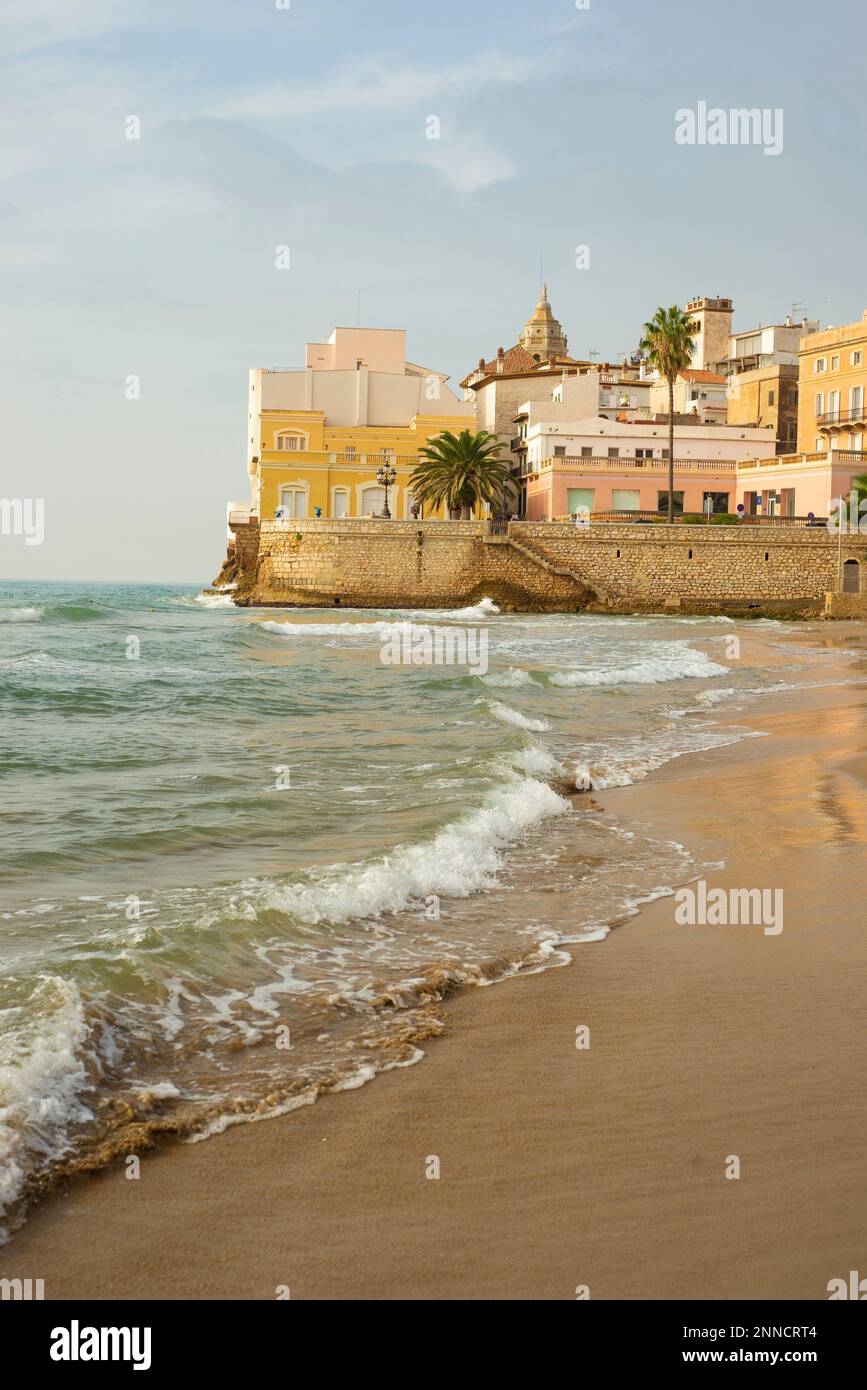 Plage de sitges Banque de photographies et d’images à haute résolution ...