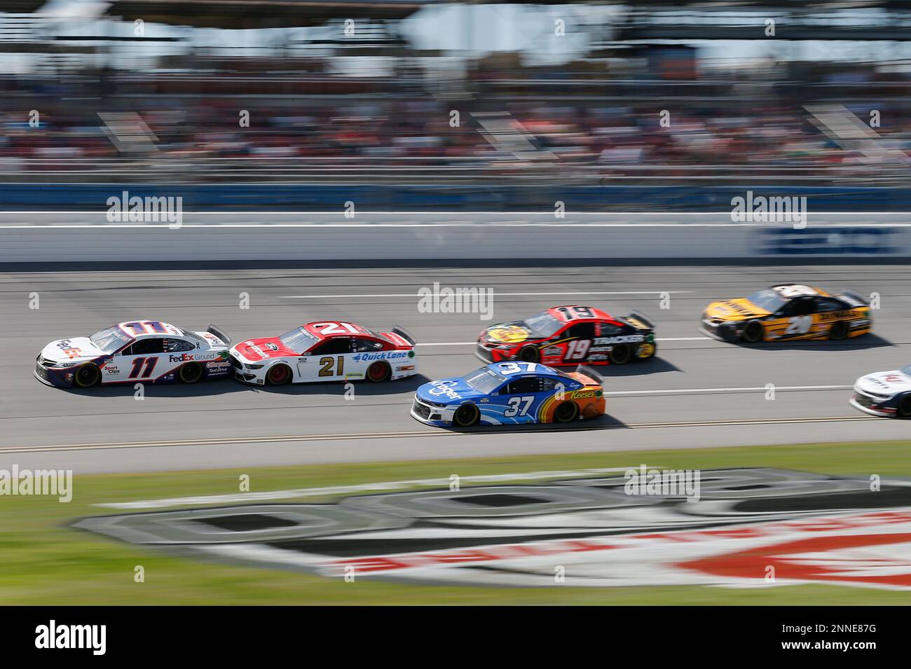 #11: Denny Hamlin, Joe Gibbs Racing, Toyota Camry FedEx Ground, #21 ...