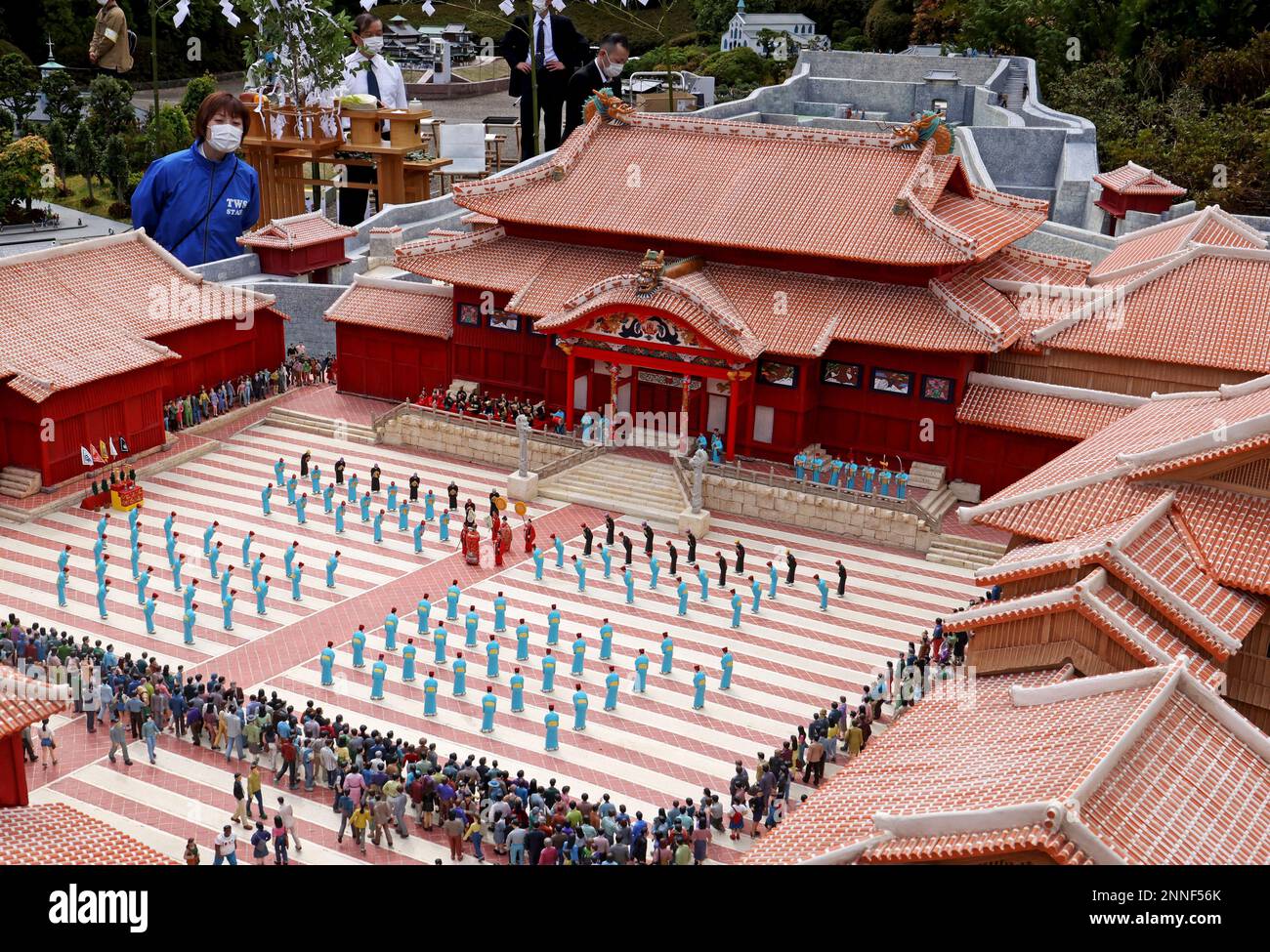 "Shuri Castle" is reproduced on the 1/25 scale at Tobu World Square in ...