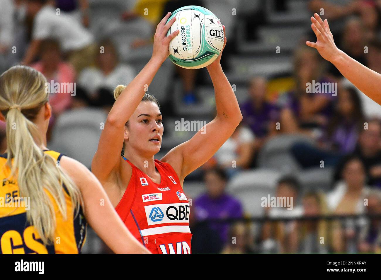 Allie Smith des Swifts saisit le ballon lors du match d'avant-saison ...
