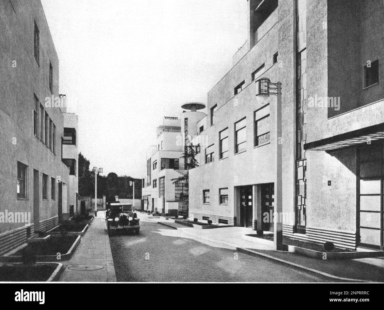 Les années 1920 , Paris , France : les maisons de la rue Mallet-Stevens ...