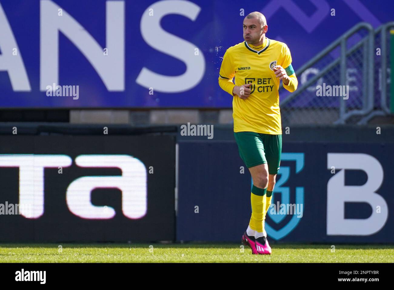SITTARD, PAYS-BAS - FÉVRIER 26 : Burak Yilmaz de Fortuna Sittard réagit ...