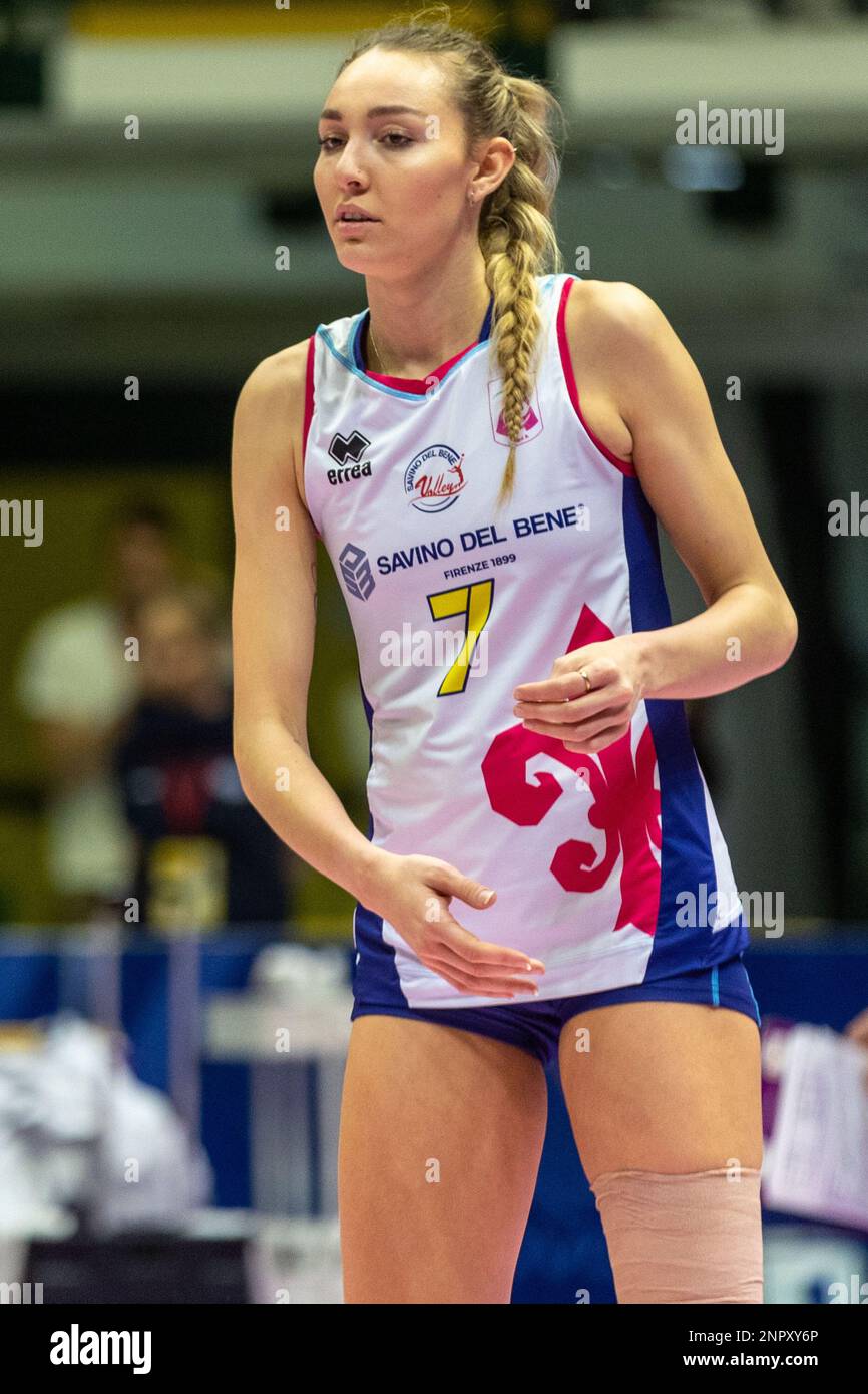 Elena pietrini Banque de photographies et d’images à haute résolution ...