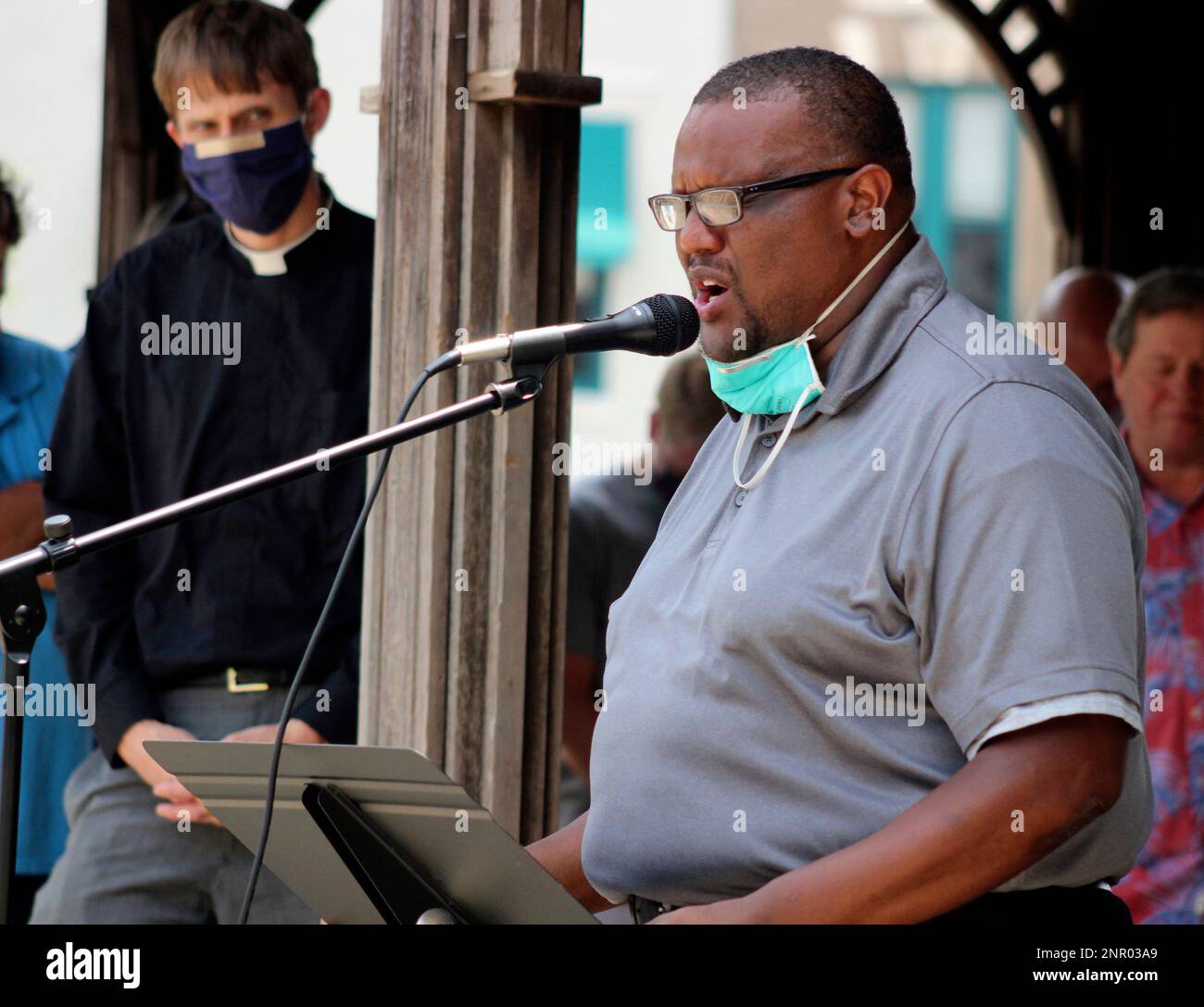 The Rev. Austin McGehee, left, listens as the Rev. Ecclesiastes Goodwin ...
