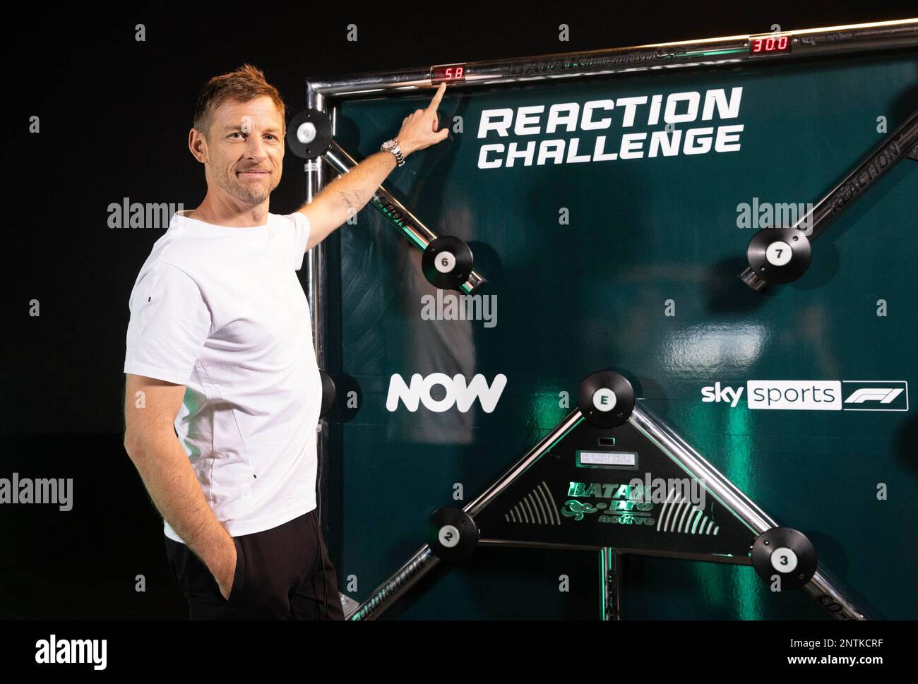 USAGE ÉDITORIAL EXCLUSIF Jenson Button, pilote de Formule 1, après ...