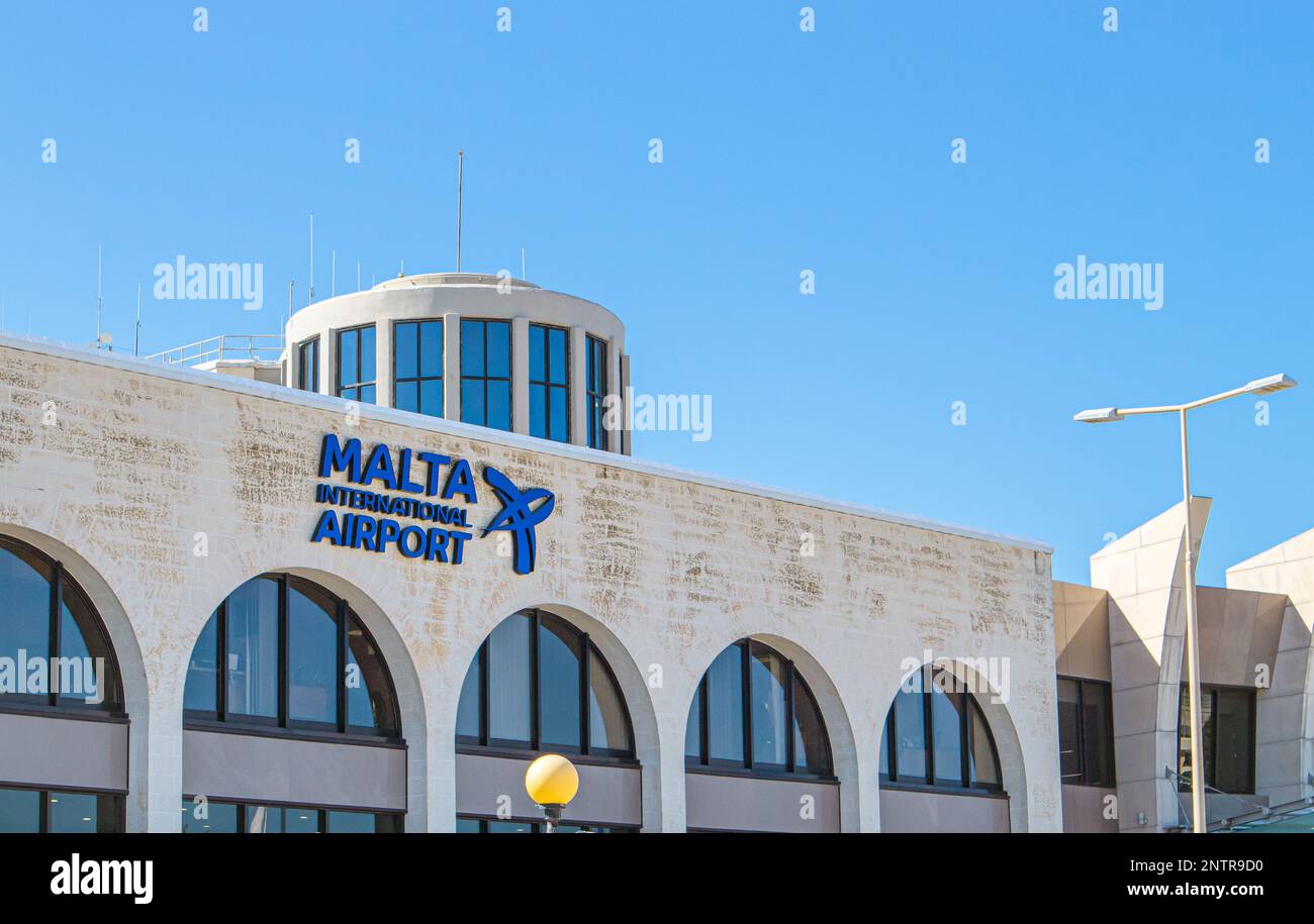 Island of malta international airport terminal Banque de photographies ...