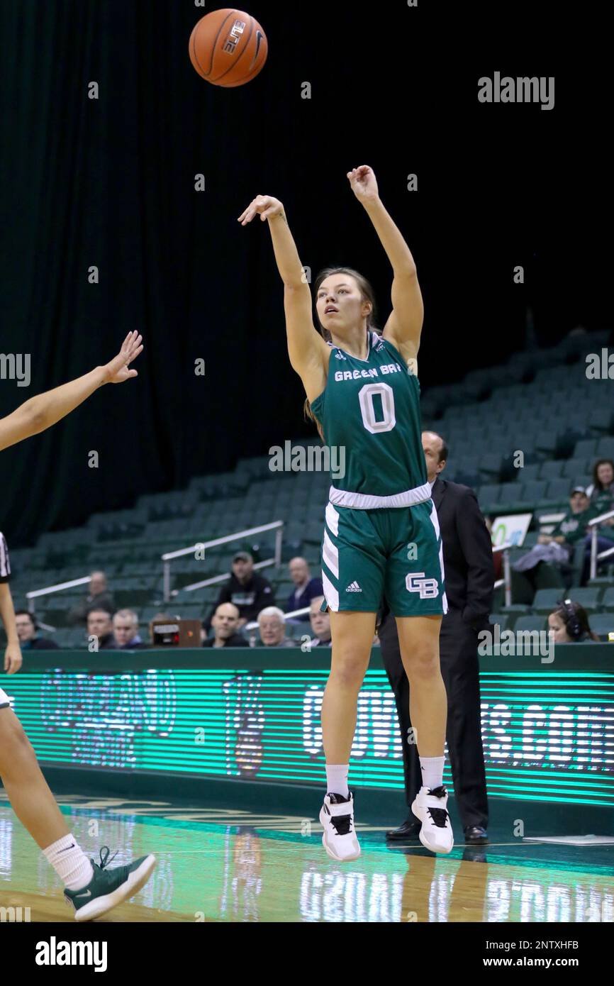 CLEVELAND, OH - FEBRUARY 17: Green Bay Phoinex guard Hailey Oskey (0 ...