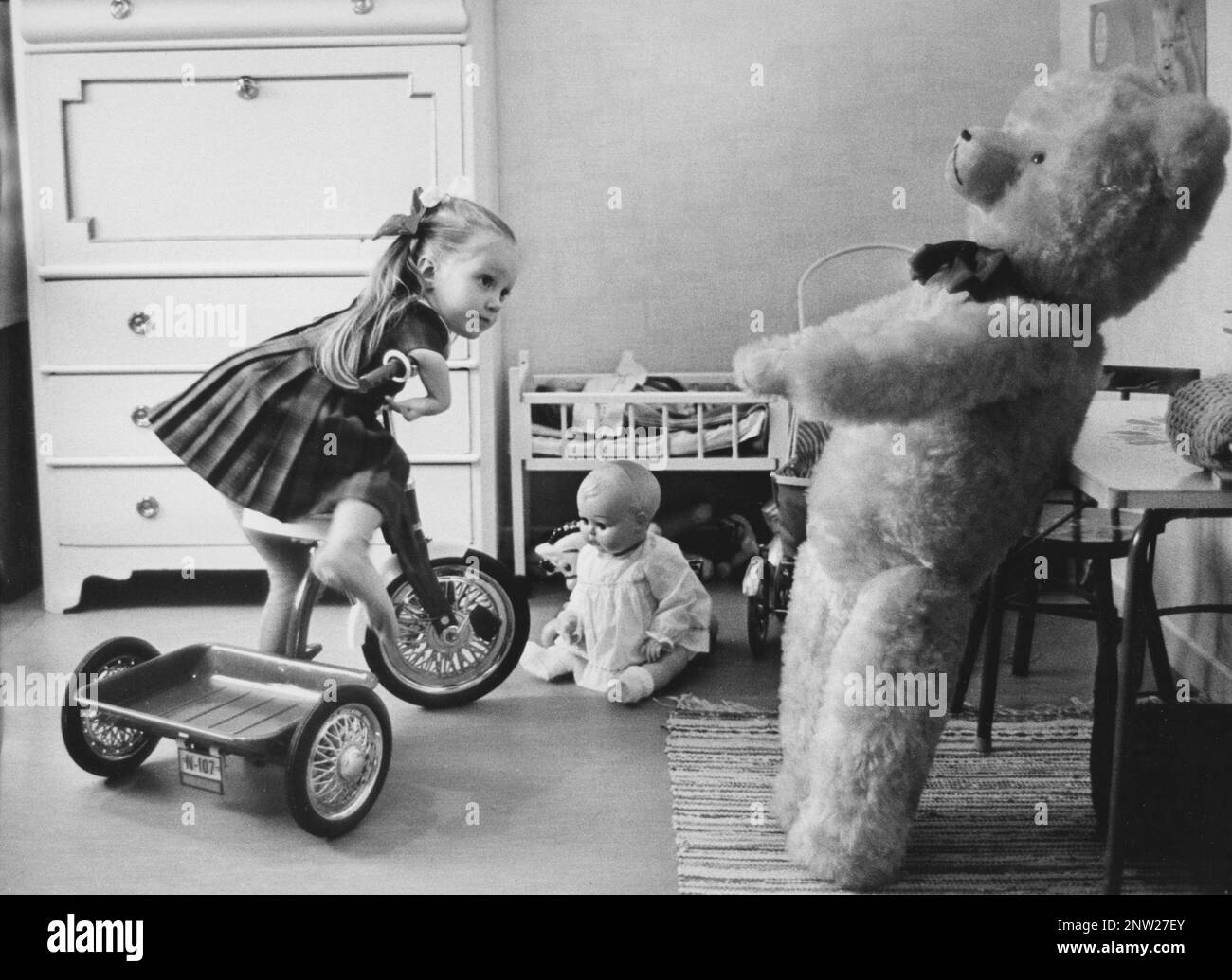 Commercialisé sous Banque d'images noir et blanc - Alamy