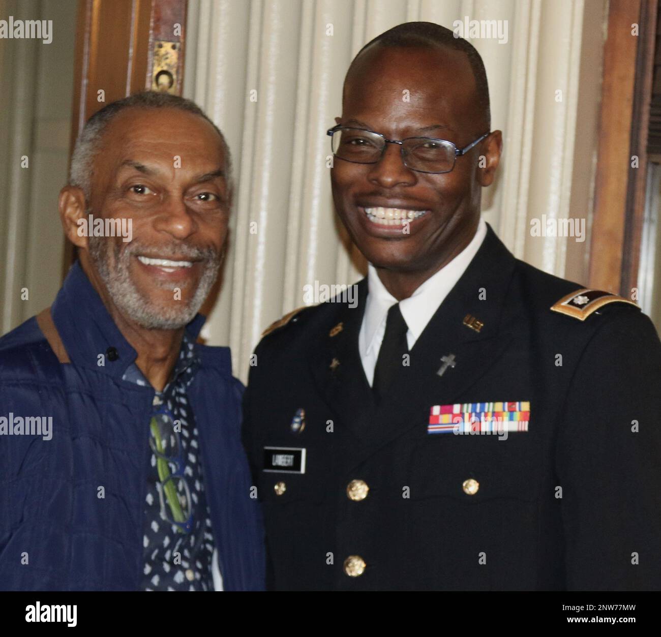 L'aumônier de la Garde nationale de l'armée de l'Illinois (lieutenant ...