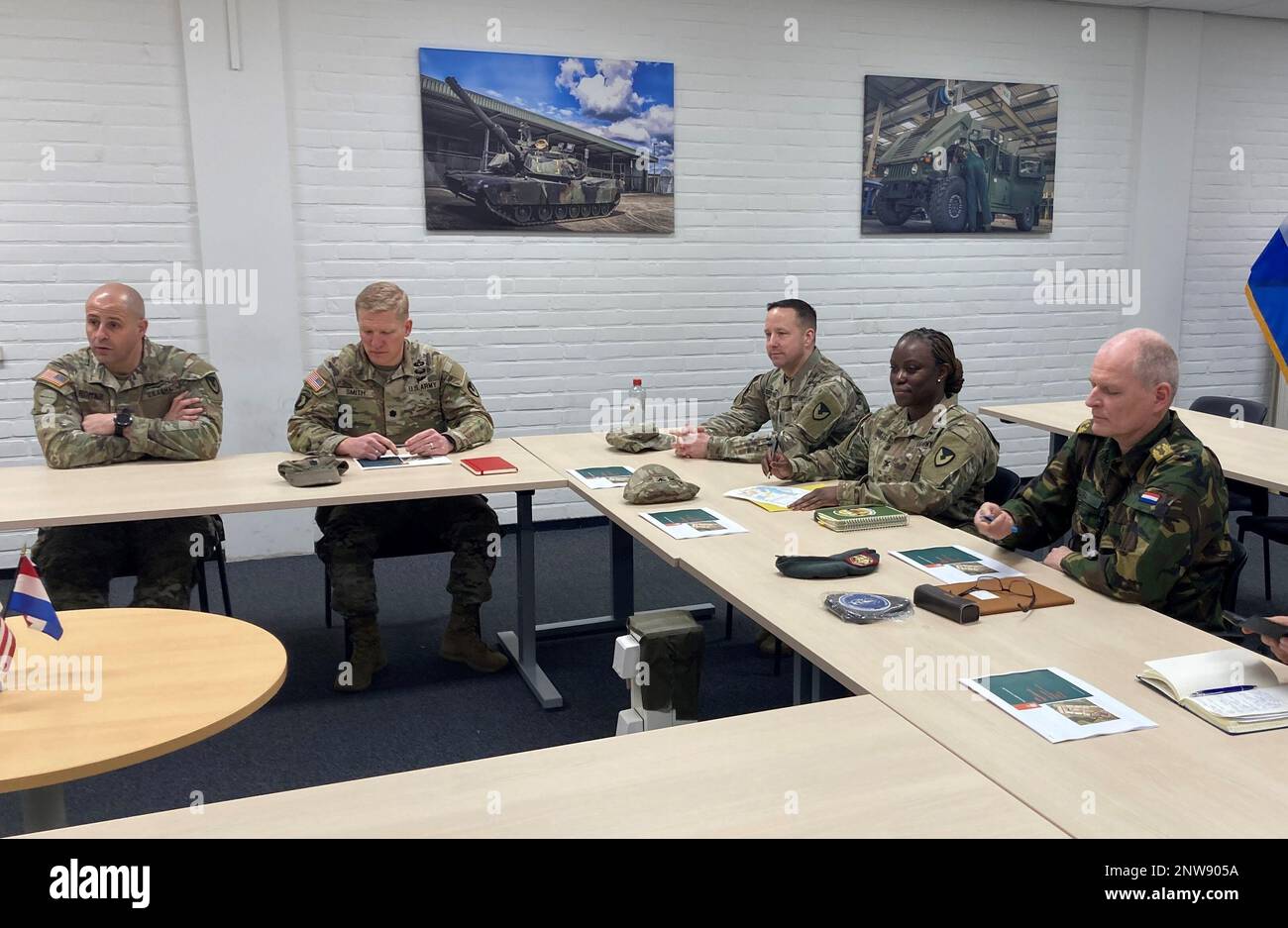 Récemment, les équipes de commandement de la Brigade de soutien sur le ...