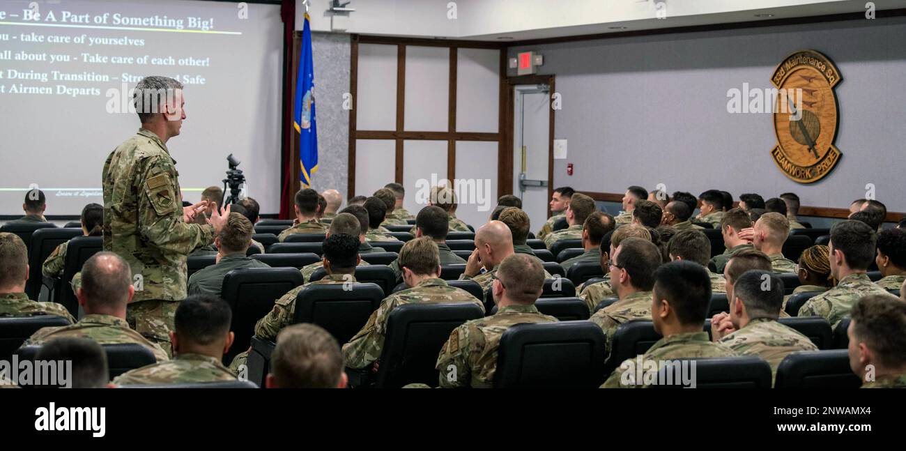 ÉTATS-UNIS Le colonel de la Force aérienne George Watkins, commandant ...
