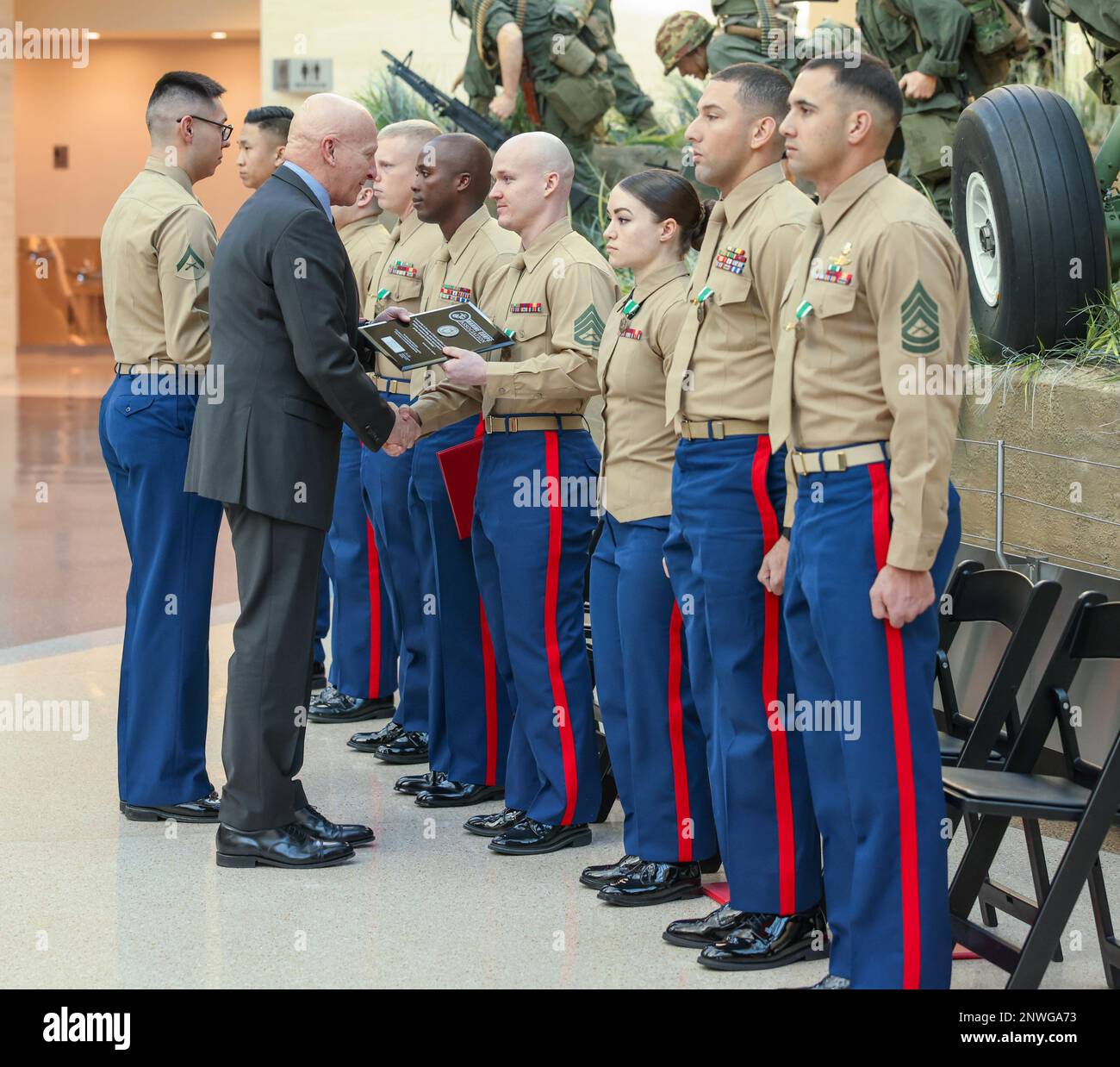 ÉTATS-UNIS Seth Marcoe, chef d'état-major du corps maritime, garde de ...