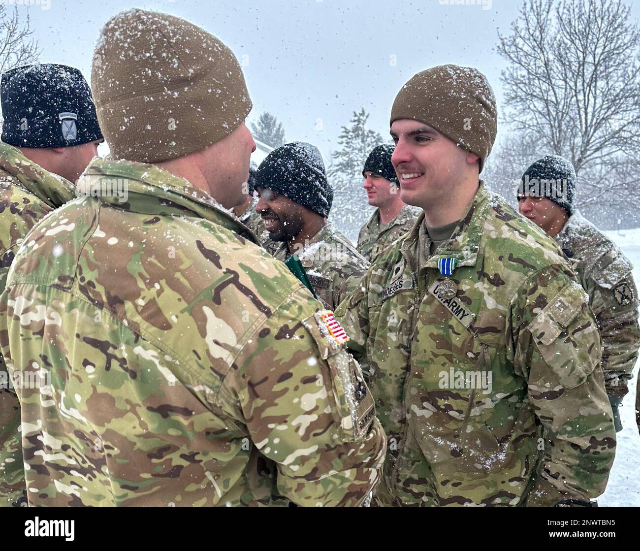 Colonel Russell Lemler, commandant de bataillon, Et le sergent de ...