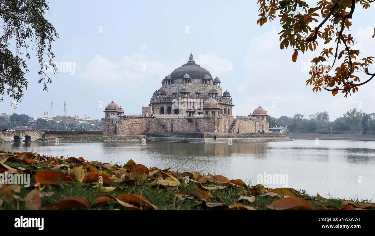 INDE, BIHAR, SASRAM, janvier 2023, touriste à Sher Shah Suri Tomb ...