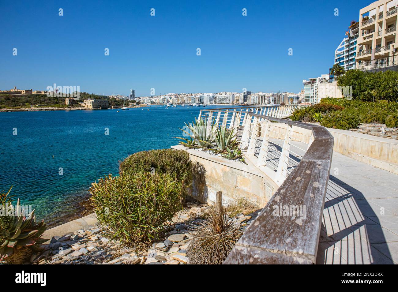 Tigne bridge malta Banque de photographies et d’images à haute ...
