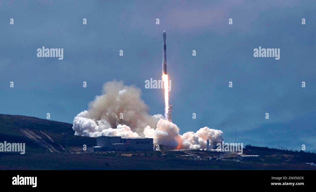 A SpaceX Falcon 9 rocket carrying two U.S.-German science satellites ...