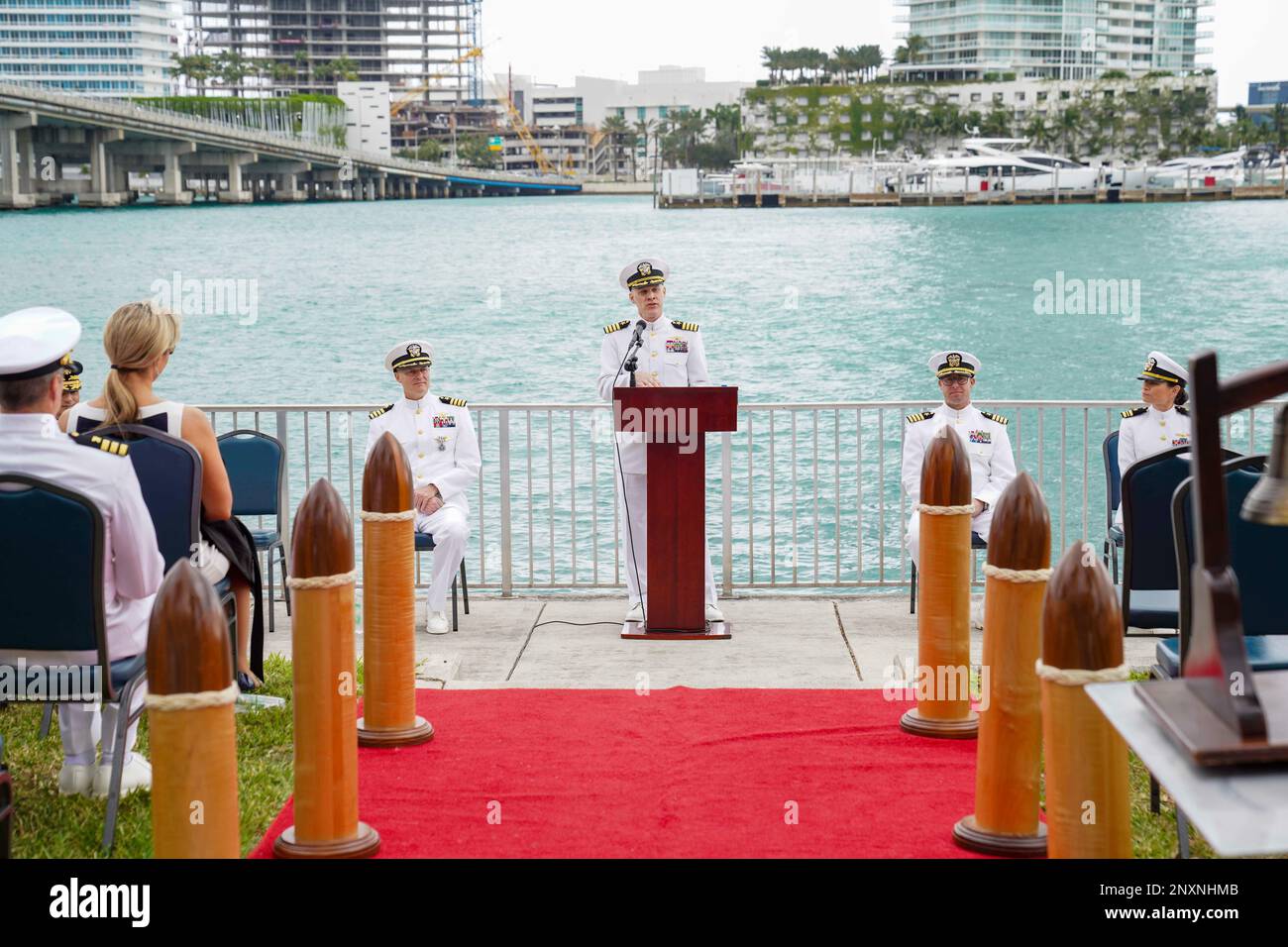 230128-N-DL524-1285 MIAMI (le 28 janvier 2023) Capt Thomas Wiley ...