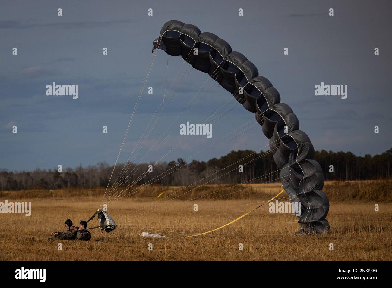 Marines avec 2D Bataillon de renaissance, 2D Division marine atterrir ...