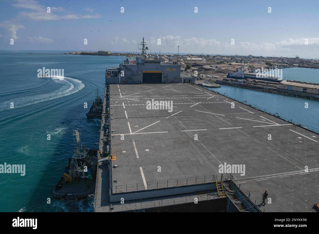 230111-N-TC338-1123 PORT DE DJIBOUTI (11 janvier 2023) la base maritime ...