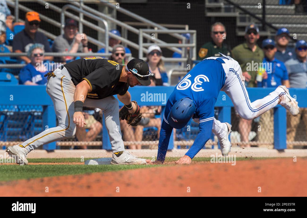 Dunedin, Floride, jeudi, 2 mars 2023. Les Blue Jays de Toronto Kevin ...