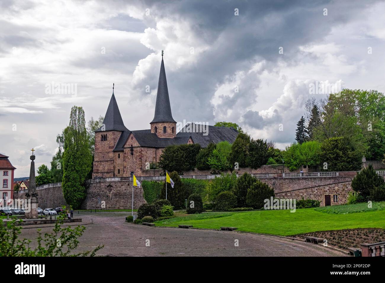 L'église Saint-Michel de Fulda a été construite dans le style ...