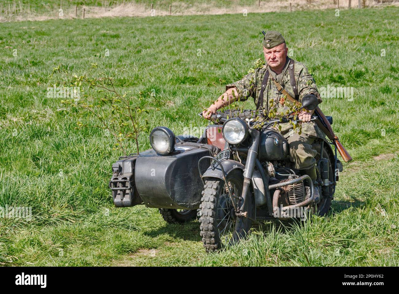 BMW R-71, 1939 moto allemande avec un side-car, à la reconstitution de ...