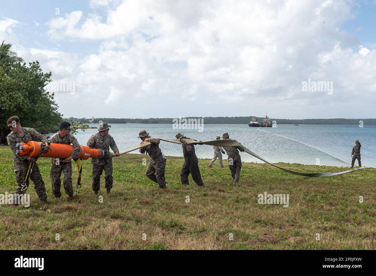 BASE NAVALE GUAM, Santa Rita, Guam (14 février 2023) les marins du ...