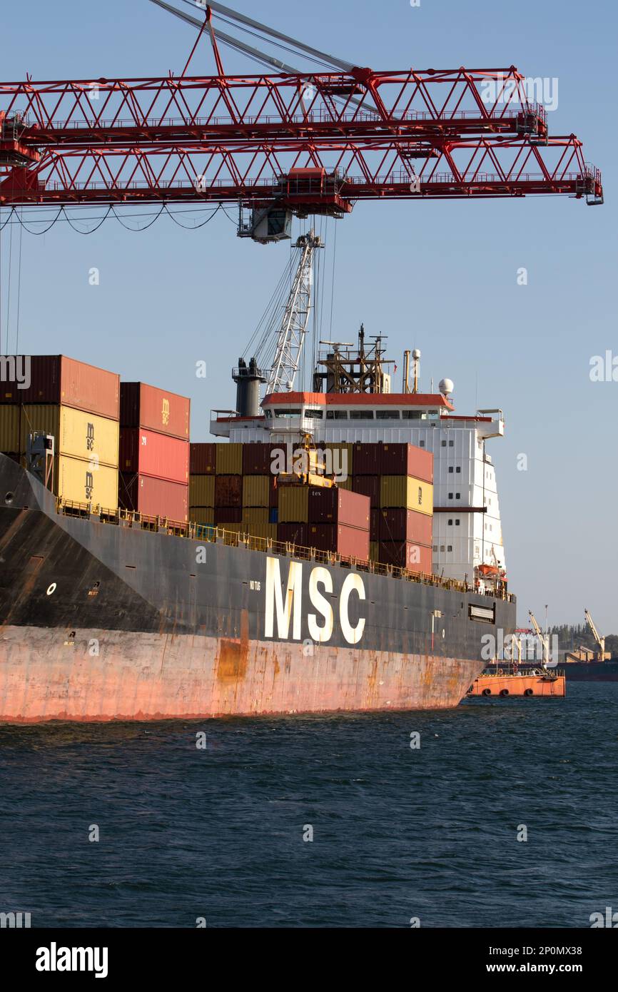Odessa, Ukraine-202: Le terminal de logistique envoie des conteneurs de ...
