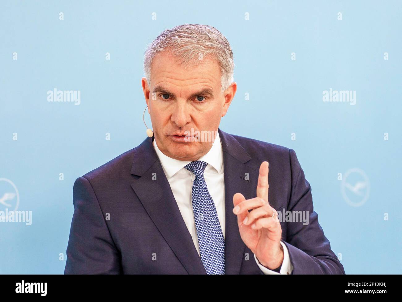 03 mars 2023, Hesse, Francfort-sur-le-main: Carsten Spohr, président du ...