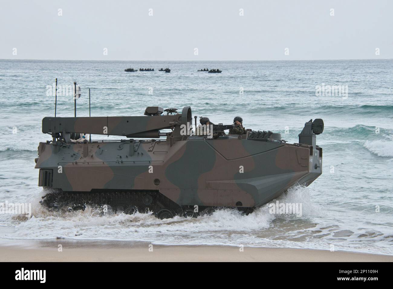 Tokunoshima, Japon. 03rd mars 2023. AAV7 (véhicule amphibie d'assaut) de la Brigade de ...